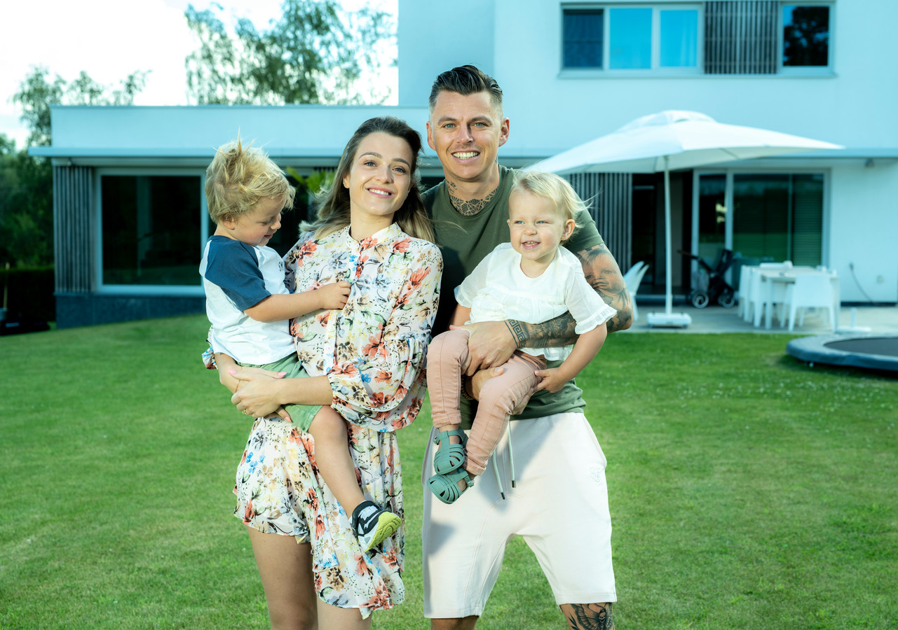 Ex-‘Temptation Island’-deelnemer Tim De Pril geniet van het stabiele ...