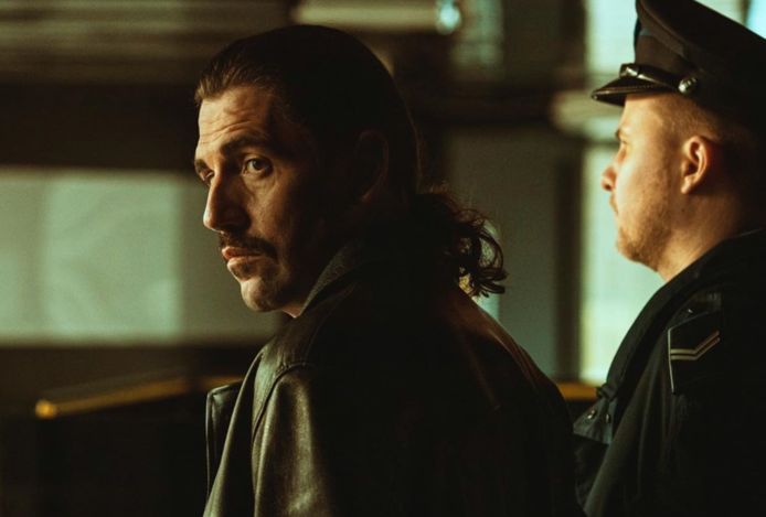 Dimitri Vegas onherkenbaar als slechterik in Vlaamse film ‘Cool Abdoul ...