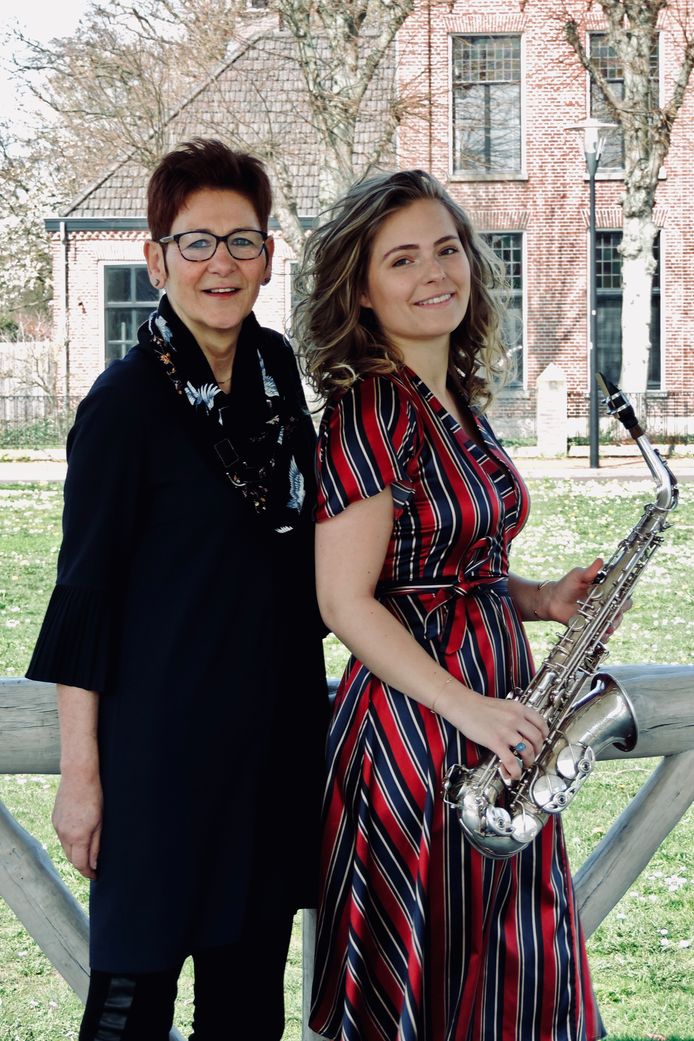 Saxofoniste Anne (18) wil De Adriaan weer eens in Riethoven houden ...
