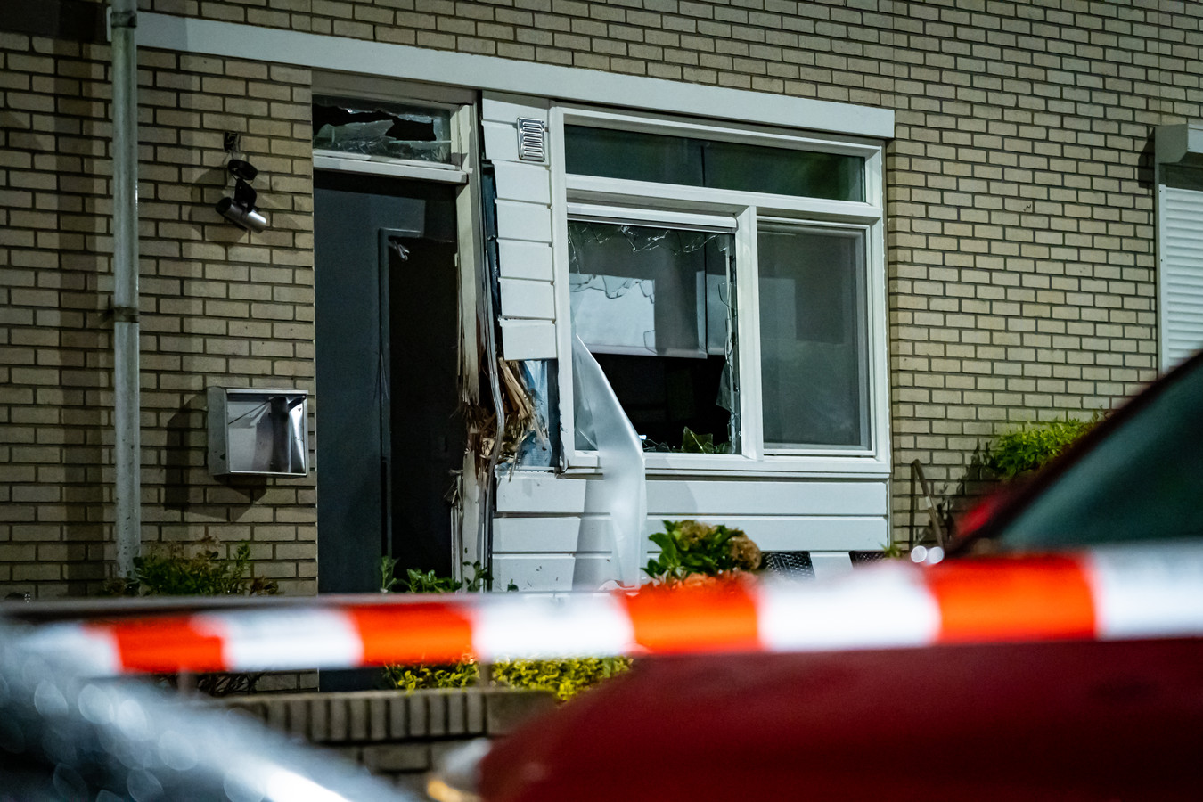 Explosie Bij Woning In Rotterdam Ijsselmonde ‘gelukkig Zijn De