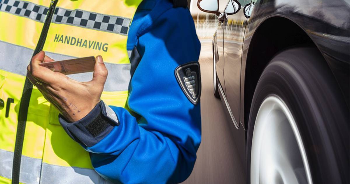 Mustafa A. sleurt boa (24) mee in auto in Zwolle na bekeuring: ‘Ook hij ...