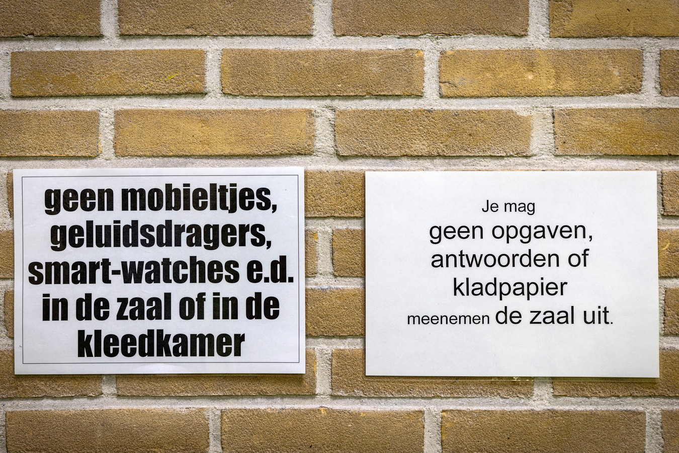 Dag voor eerste examens controleren docenten in diepste geheim of alle ...