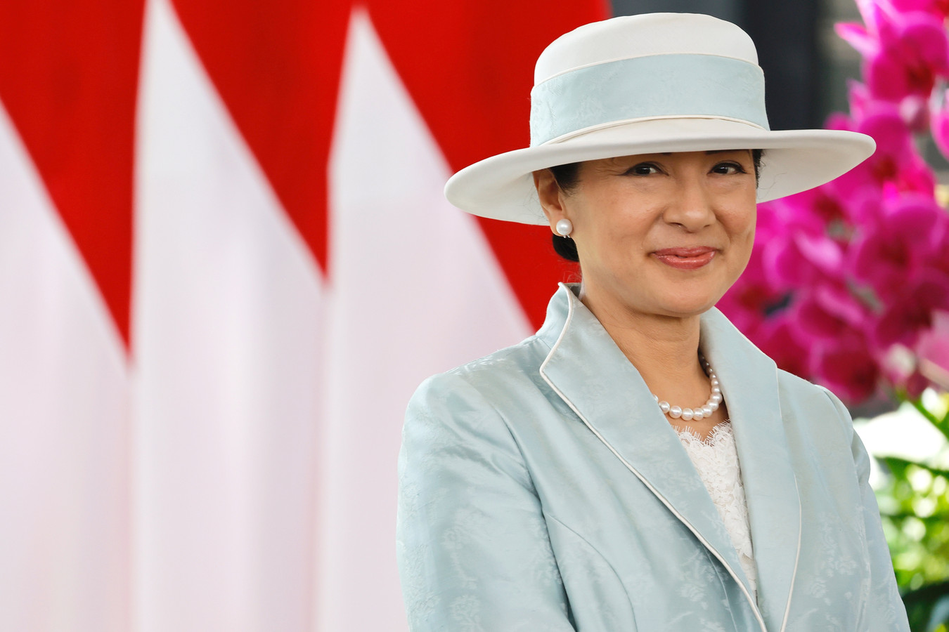 Eindelijk wordt ze lachend gezien: de opvallende transformatie van de Japanse keizerin Masako ...