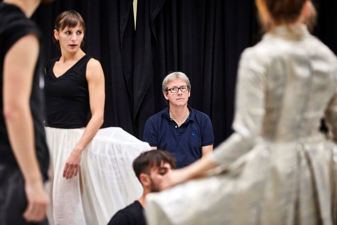 Ed Wubbe leeft voor het Scapino | Rotterdam | AD.nl