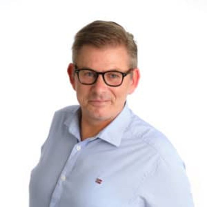 Arbeider Dirk Steurs (55) neemt fakkel van Aryane Cools over bij ...