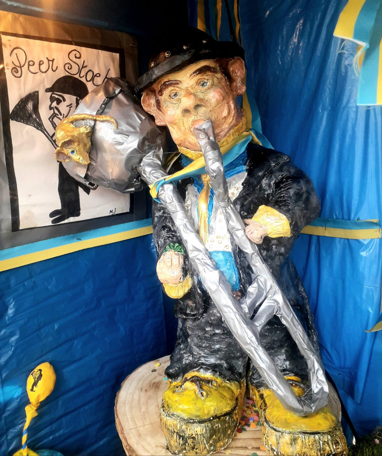 Carnavalsgekte neemt toe in Herenthout! Stoeter Nance zet ...