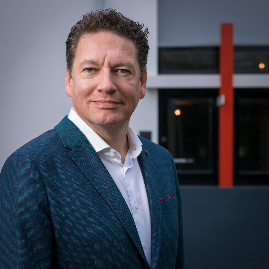 'Ronald Besemer is de meest betrokken directeur die ik ken' | Foto | AD.nl