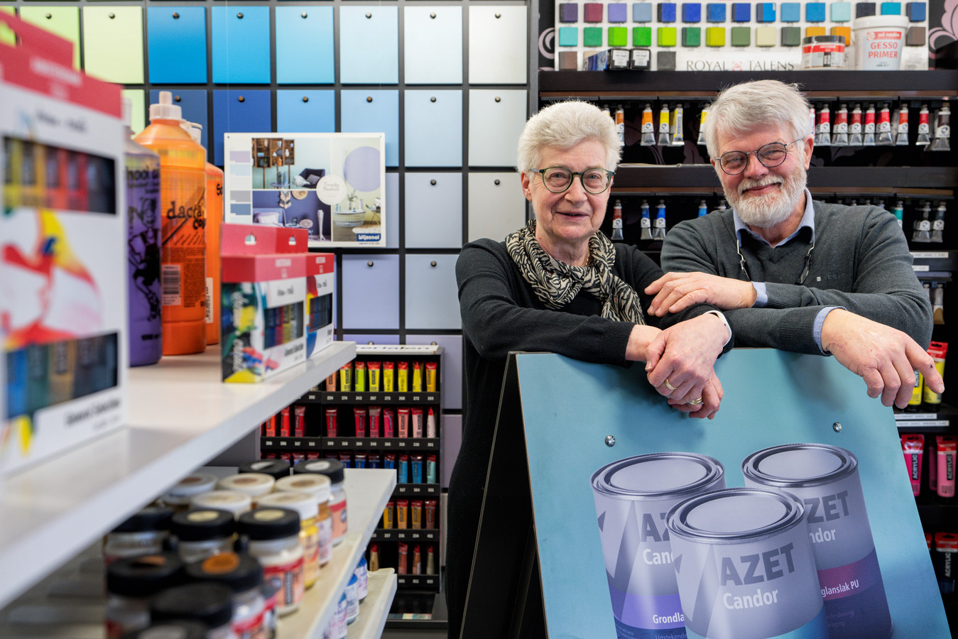 Schildersbedrijf Van Sambeek viert feest en sluit straks de deuren: ‘Je ...