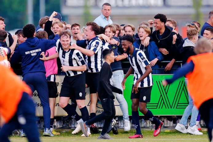 Historische avond Hercules: 6-0 zege op grootmacht IJsselmeervogels ... Historische avond Hercules: 6-0 zege op grootmacht IJsselmeervogels ...