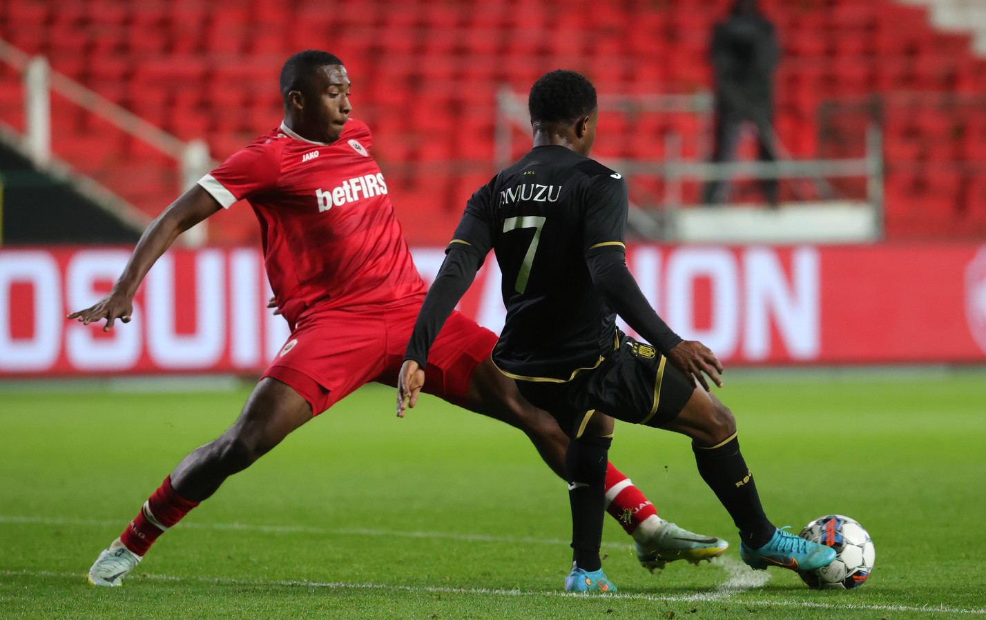 Mag Antwerpverdediger William Pacho straks met Ecuador naar het WK ...