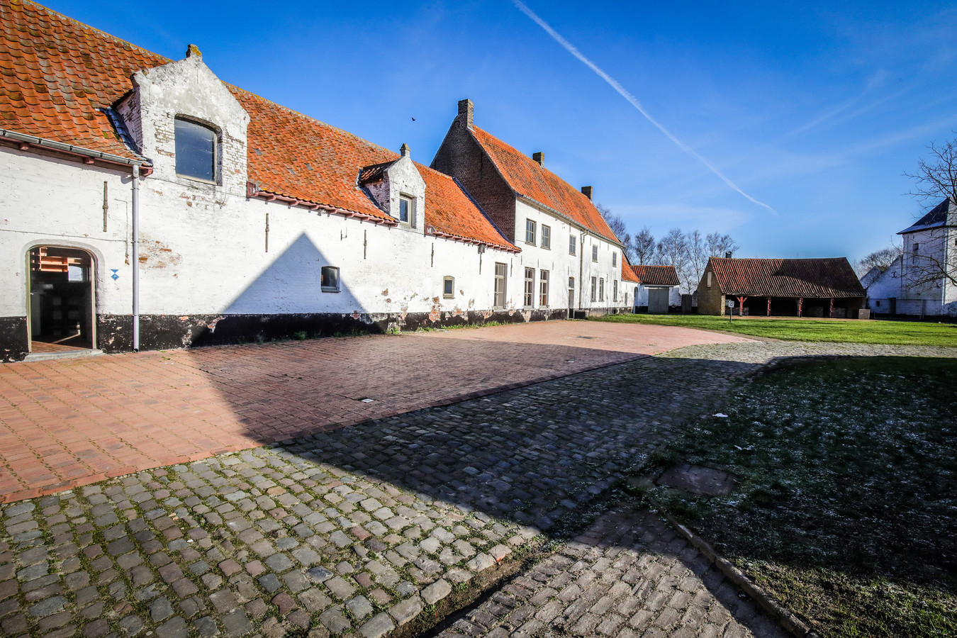 Op huizenjacht in... Oudenburg: “Een groot dorp met de voordelen van ...