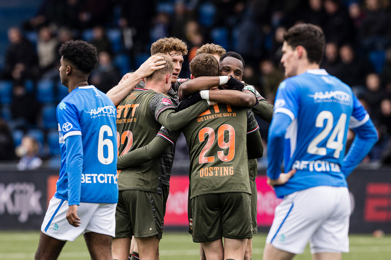 ‘Halve’ Verbeek verliest derby met FC Den Bosch: ‘Eigenlijk sloeg het ...