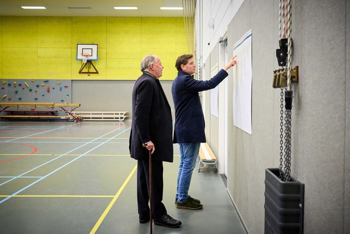 Paternotte en Van Meenen stemmen in Leiden | Leiden | AD.nl