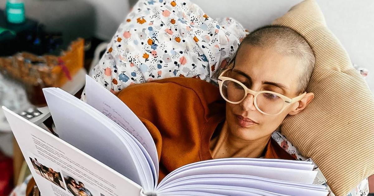 COLUMN. Lara Switten (35), mama van 3 die strijdt tegen kanker. “Ik ben ...