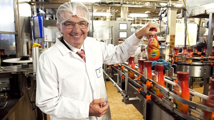 Willem (67) jubileert bij Remia: Al 50 jaar een feestje | Utrecht | AD.nl