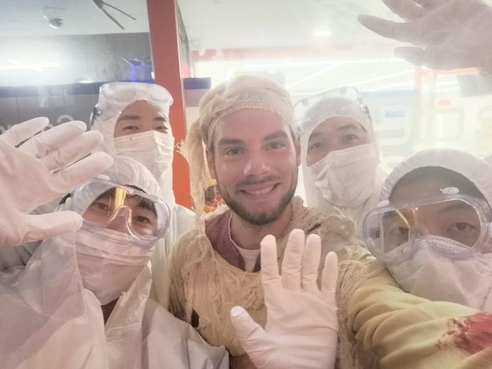 Edwin reist drie jaar lang zorgeloos de wereld over, totdat hij tijdens ...