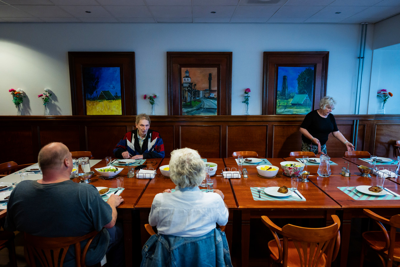 Na de dood van zijn broer krijgt Andy zijn eetlust terug in een ...
