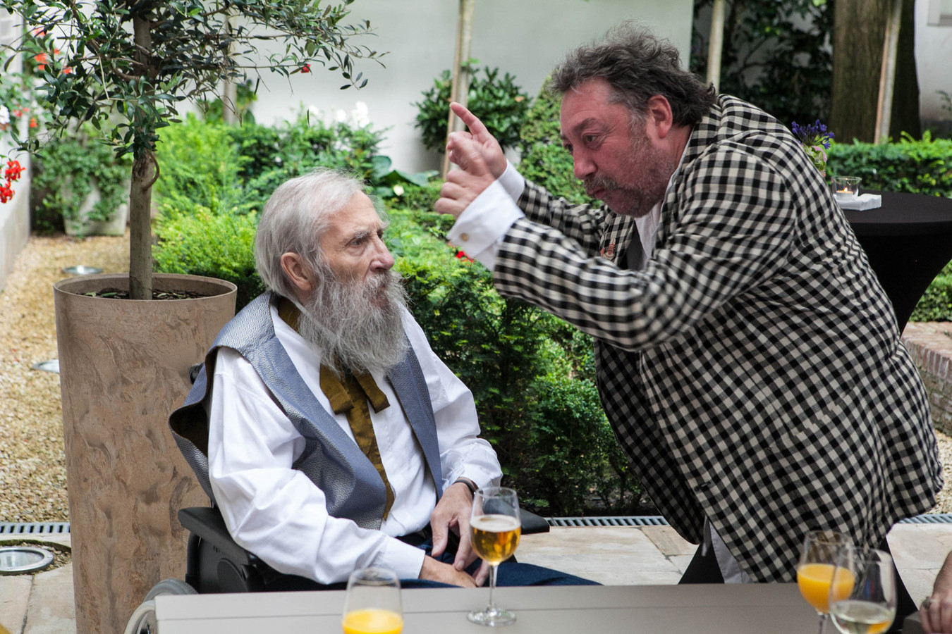 "De goeroe van de hippiegeneratie" | Foto | hln.be