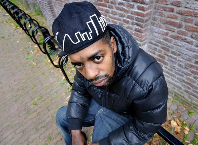 Bekeerde rapper Kempi hekelt media: 'Islam is pure liefde' | Brabant ...