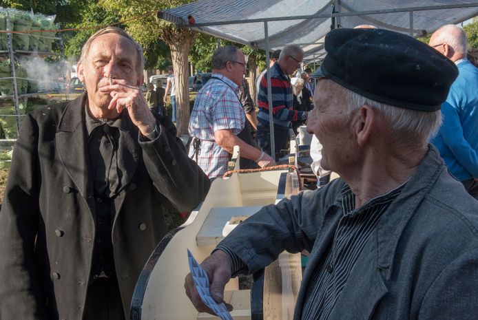 Ossenmarkt Putten al 300 jaar hetzelfde en daarom succesvol | Veluwe | destentor.nl