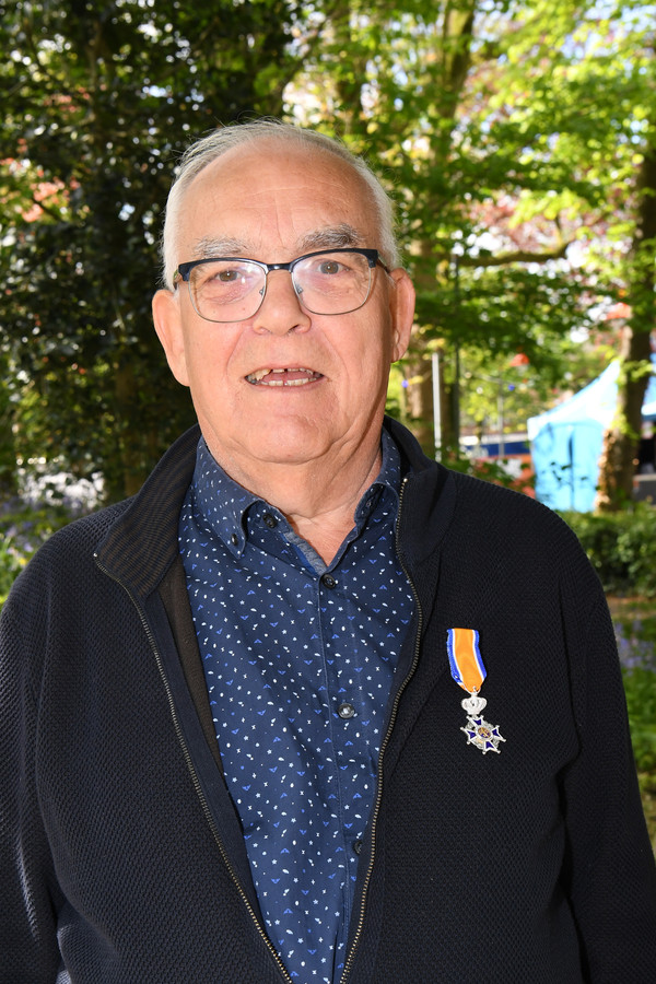 Lintjesregen 2024: tien inwoners gemeente Dongen onderscheiden voor hun ...