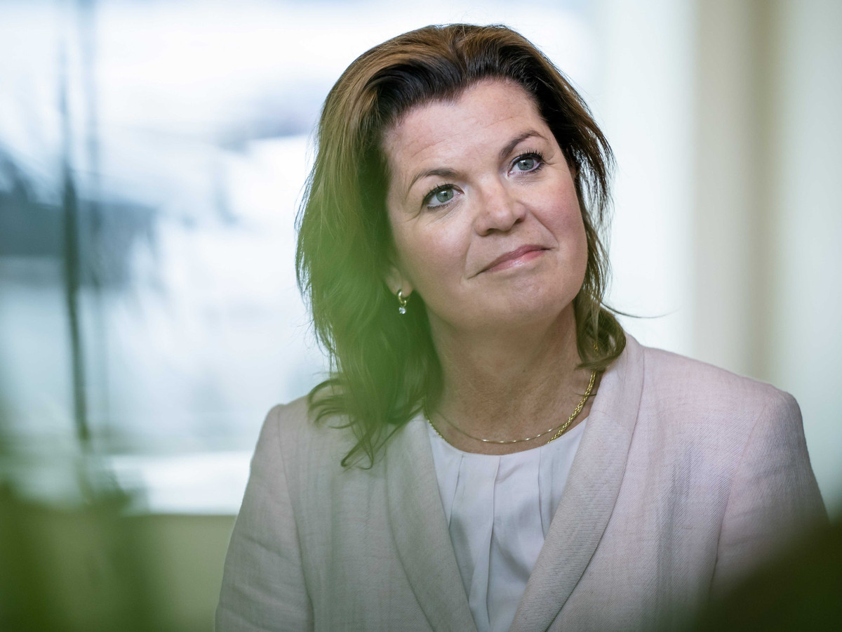 Man aangehouden voor bedreigen van Nederlandse stikstofminister | Foto ... Man aangehouden voor bedreigen van Nederlandse stikstofminister | Foto ...