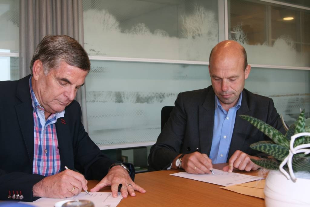 Coördinatie RUD IJsselland vanuit gemeentehuis Olst-Wijhe | Foto ...