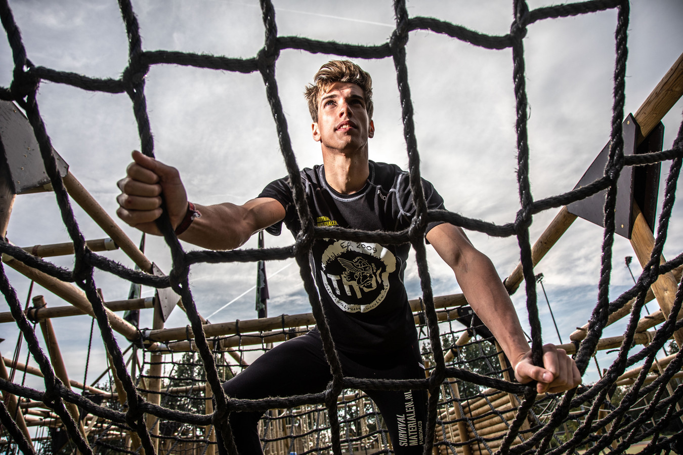 Thom van Cappellen wint zilver bij NK survivalrun | Foto | destentor.nl Thom van Cappellen wint zilver bij NK survivalrun | Foto | destentor.nl