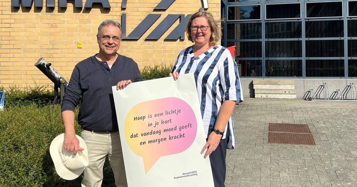 “Het is OK om niet OK te zijn”: Grimbergenaren tonen hun dichterlijk ...