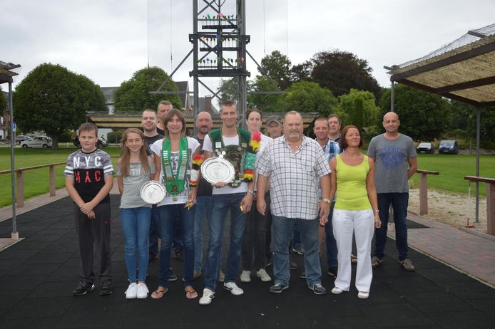 Michael is nieuwe koning van Sint-Medard | Ninove | hln.be