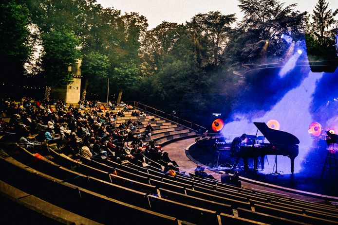 REPORTAGE. Intiem openluchtconcert om 5 (!) uur ’s ochtends: “Zijn ...