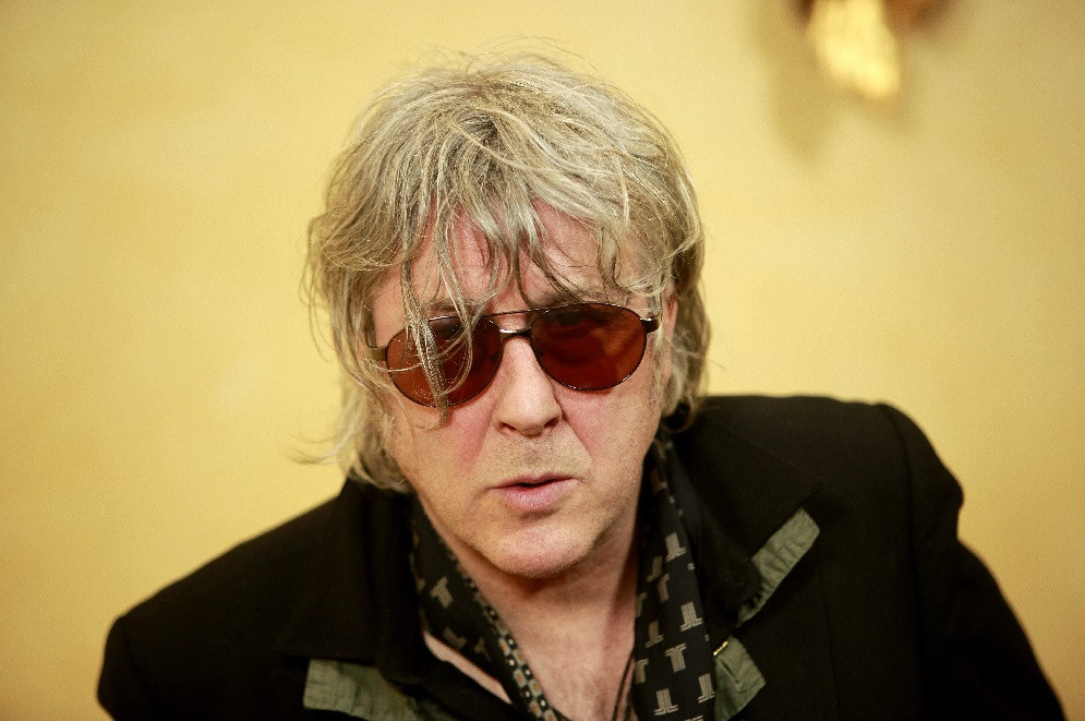 Arno heeft pancreaskanker en stelt deel van tournee uit | Foto | hln.be