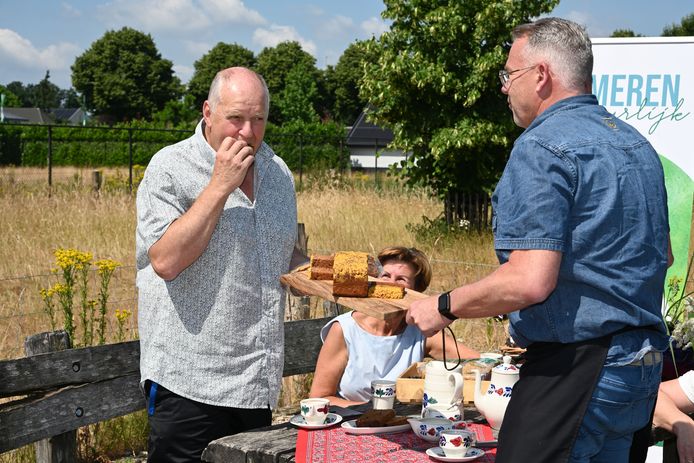 Someren heeft voortaan zijn eigen Zùmmerse Koek | Someren | ed.nl