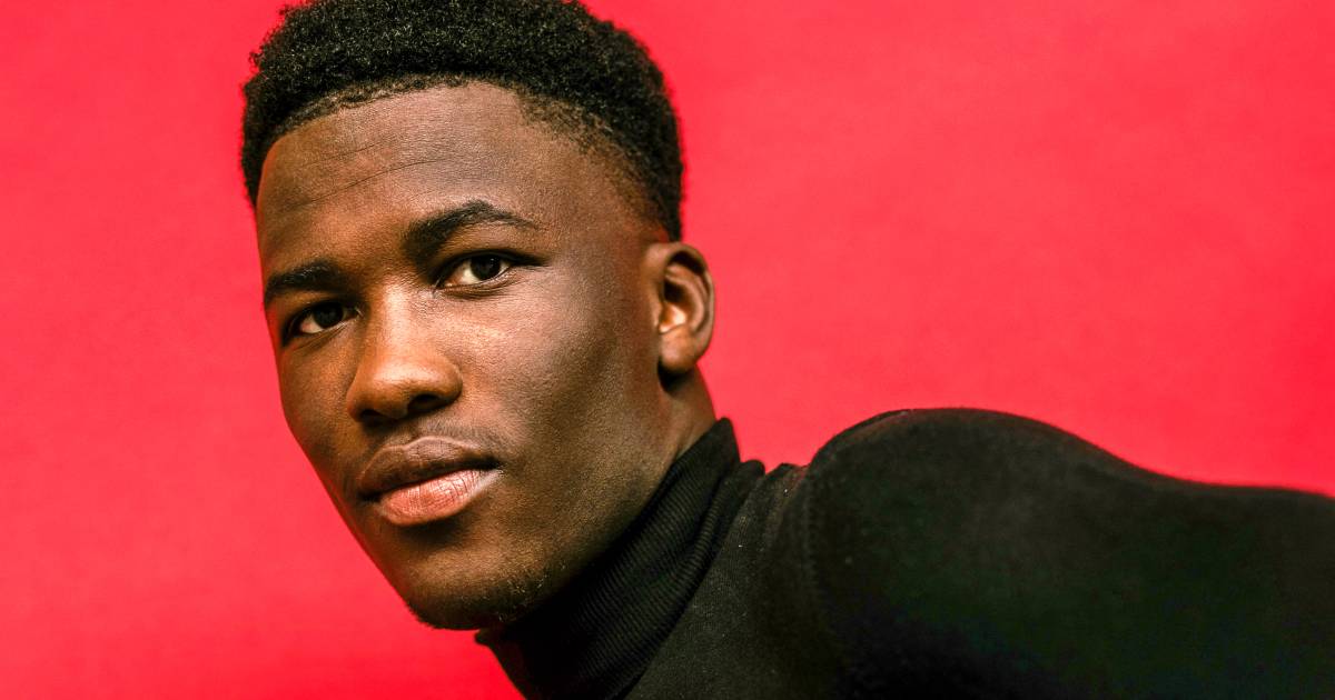 Debuutsingle Claude in trek: Ladada (Mon Dernier Mot) op 1 in Top 40 ...