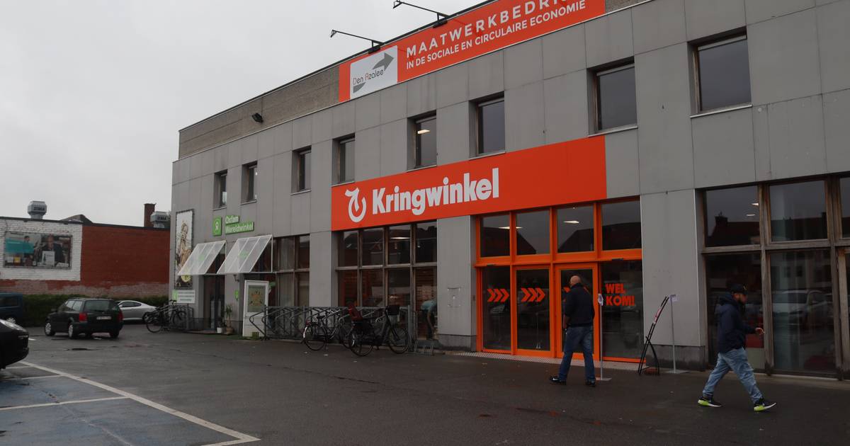 Retrodag in Kringwinkel Den Azalee: “Het beste uit de jaren 50 tot en ...