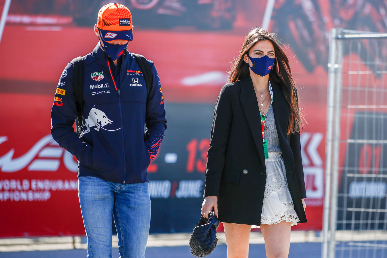 Braziliaans model Kelly Piquet (32) steelt de show tijdens gloriedag ...