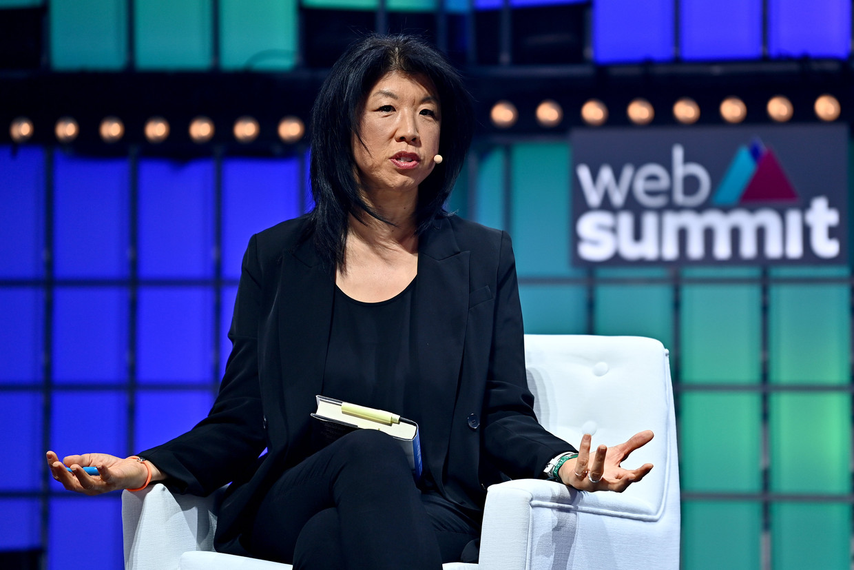 Facebook-expert Cecilia Kang: ‘Groei gaat boven alles. Het pesten en de ...
