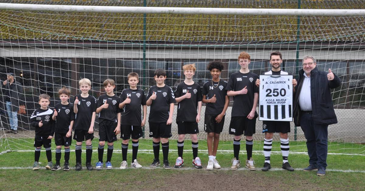 Van duiveltje tot de eerste ploeg: KFCE Belzele huldigt speler Arne ...