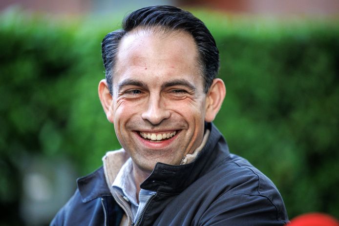 Tom Van Grieken voit une “quatrième victoire électorale de suite” pour ...