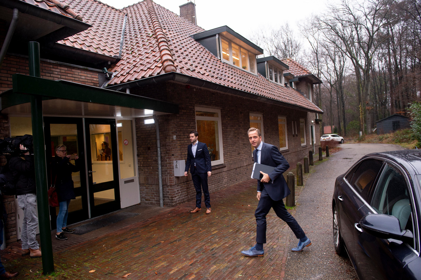 Kamer: Kabinet moet zich inzetten voor doorstart Hoenderloo Groep ...