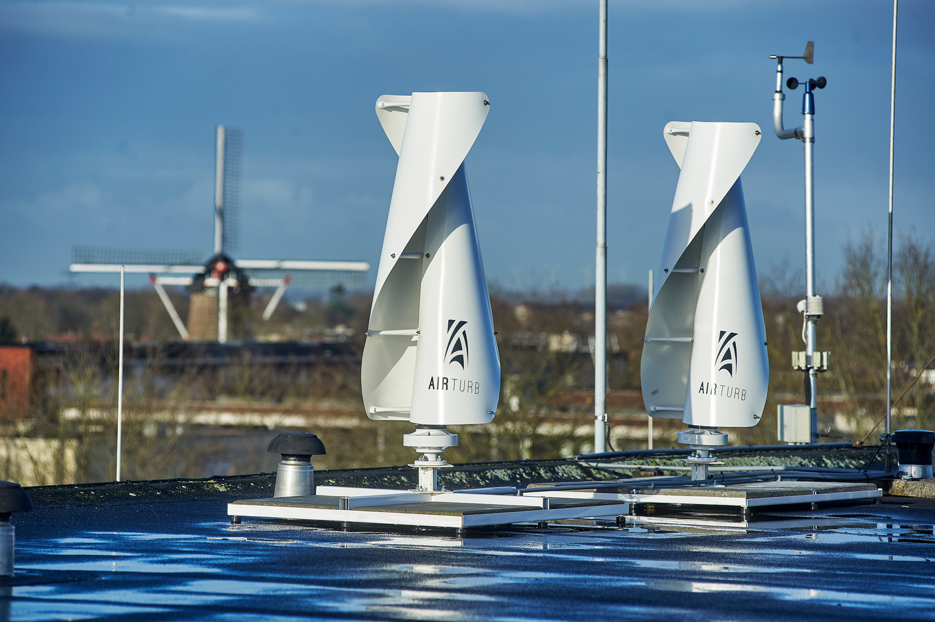 Windwokkels op Osse daken zijn goed voor het imago, maar amper voor het ...