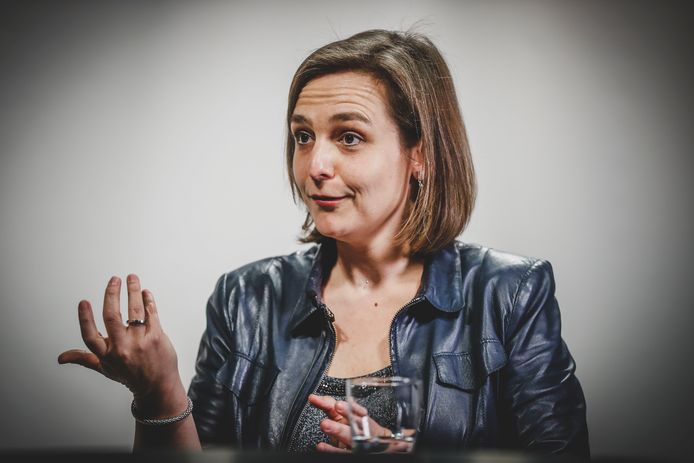 Vlaams Belang-kopstuk Barbara Pas: "N-VA moet niet te lang meer wachten ...