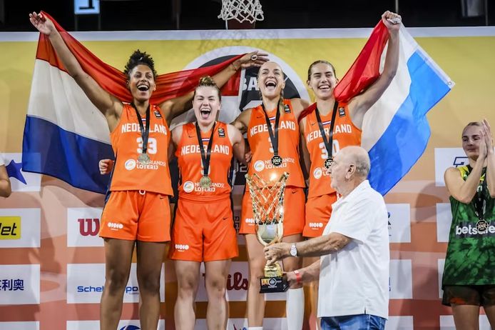 Europese titel springplank naar Nederlands basketbalsucces: ‘Ik denk en hoop dat dit het begin ...