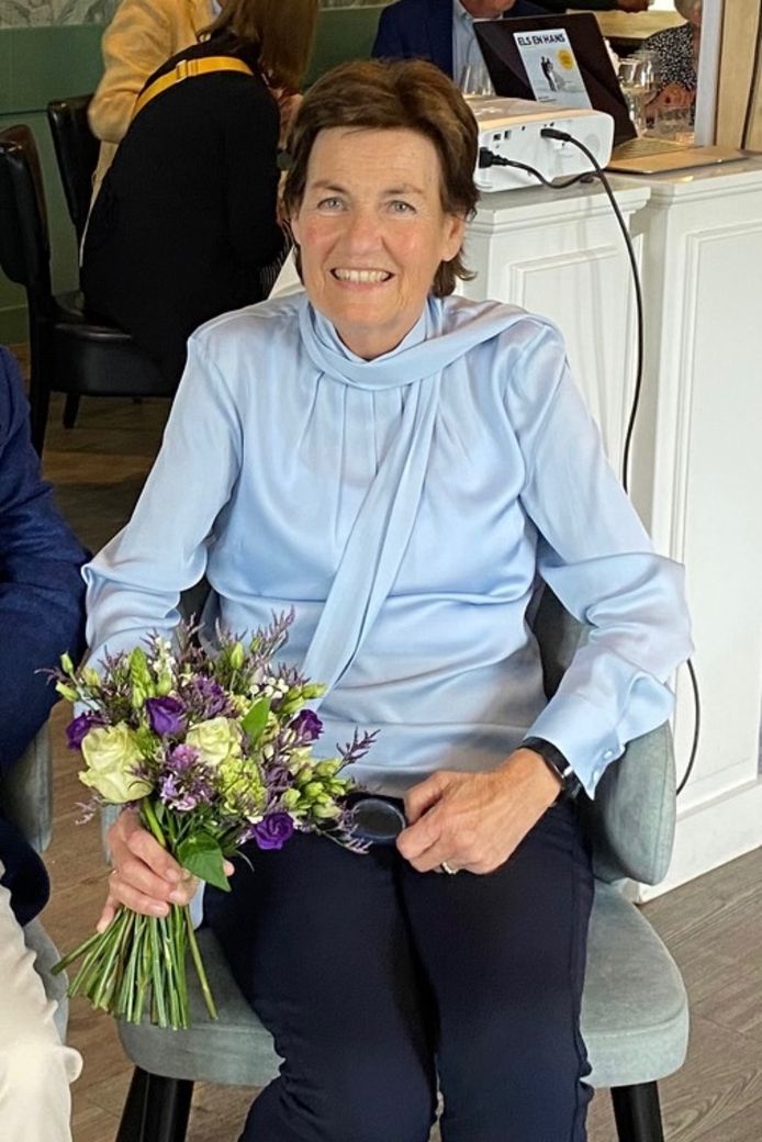 Els (1946-2024) had niet veel aanleiding nodig om een feestje te geven: bij ieder lustrum werd ...