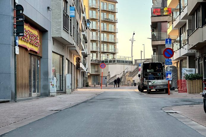 Kelner en ‘afwasser’ van danscafé langer in cel, rokende klant zette slachtoffer ‘pootje lap ...
