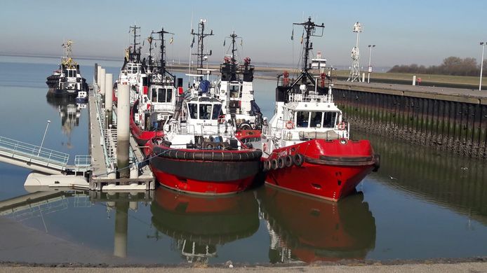 Kotug Smit-slepers definitief in Spaanse handen | Zeeuws nieuws | pzc.nl