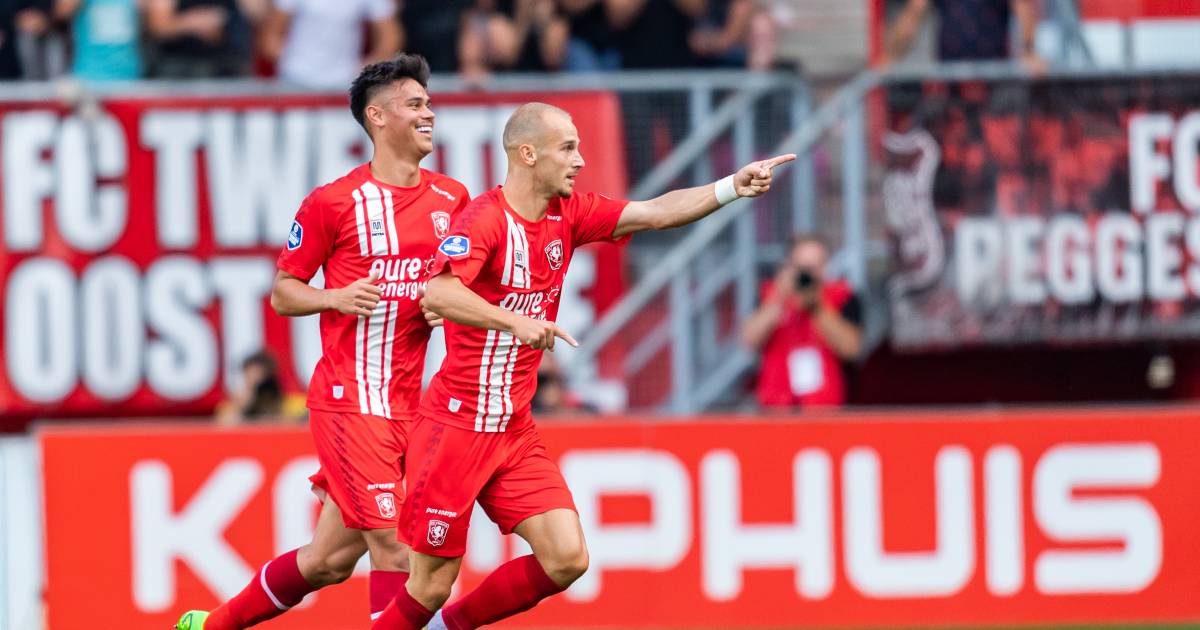 FC Twente beleeft een prima dag op de transfermarkt: miljoenen opgehaald en een talent langer ...
