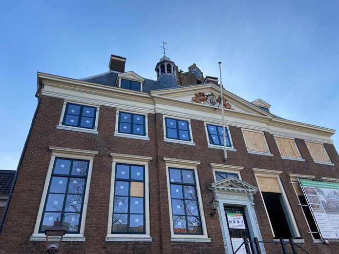 Wéér nieuwe tegenvallers bij verbouwing stadhuis: komst van Museum ...