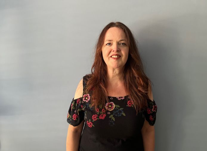 Dordtse Mariëlle brengt Tukkie (een stoere puber met het grasgroen haar ...