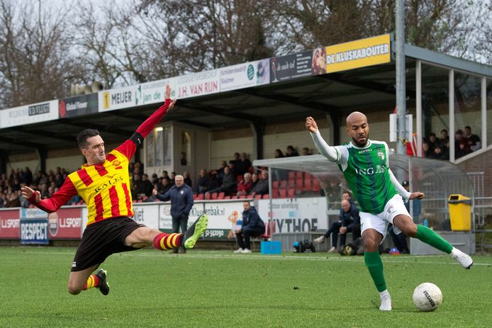 VVOG kan Onuoha toch aan boord houden en geeft vier jonge spelers de ...